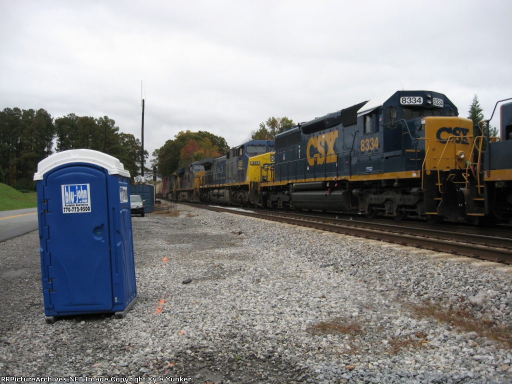 NB freight Q540 with a nice consist @ CP Day